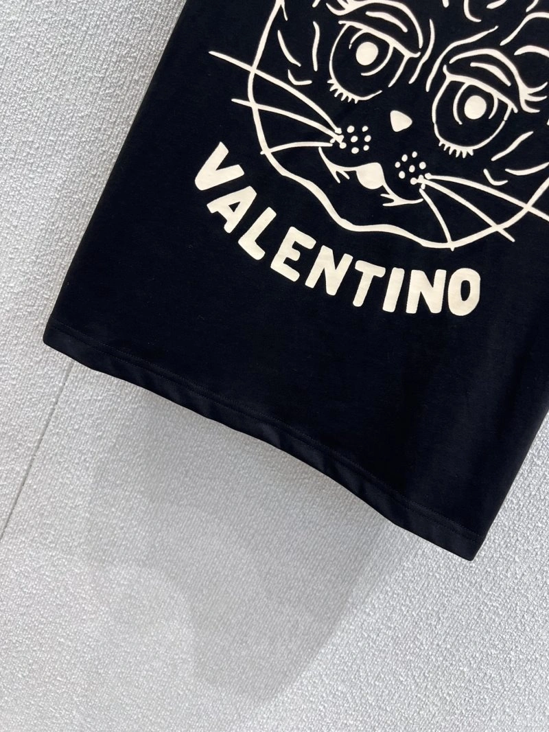 Low-cost Valentino T-Shirts