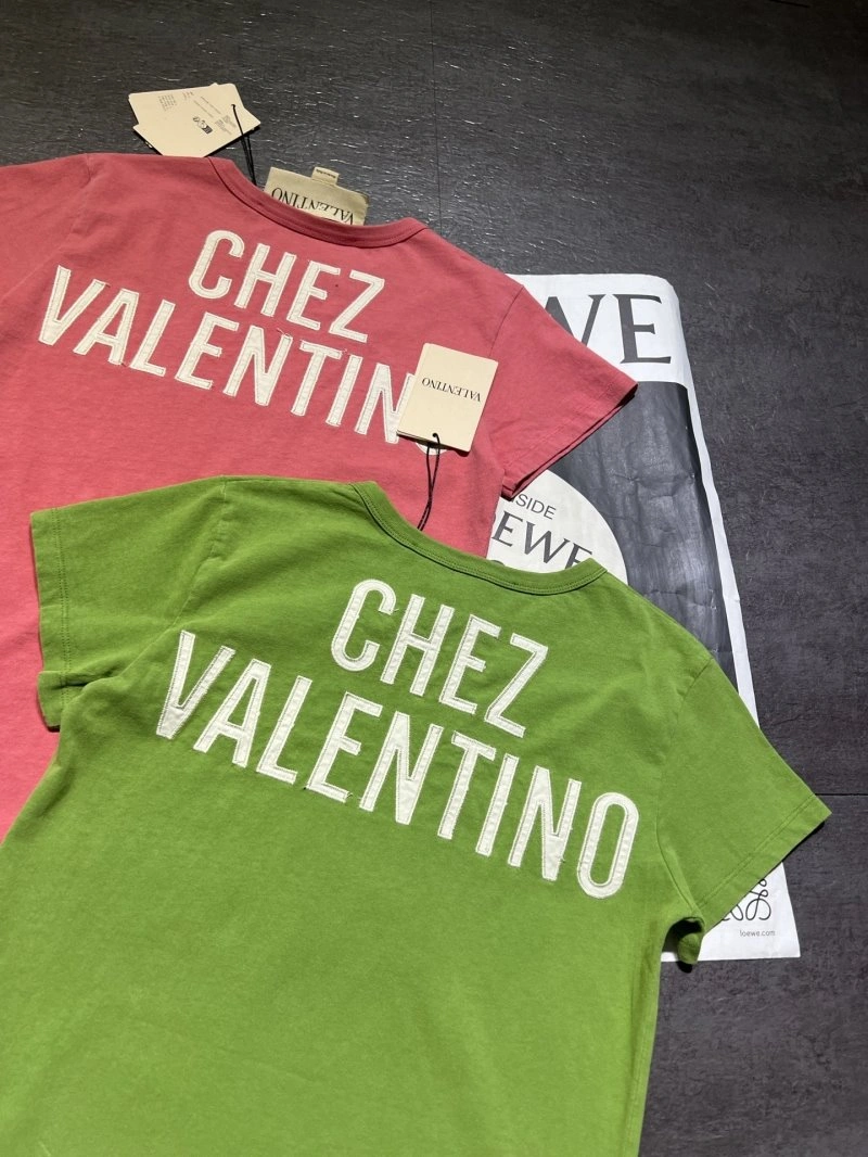 Inexpensive Valentino T-Shirts