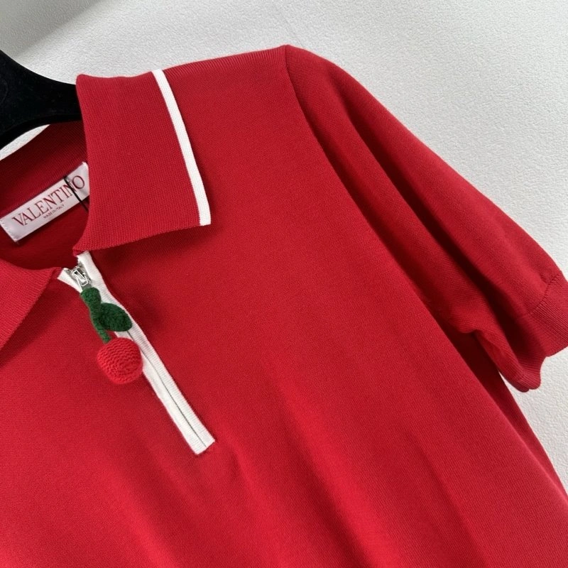 Bargain Valentino T-Shirts