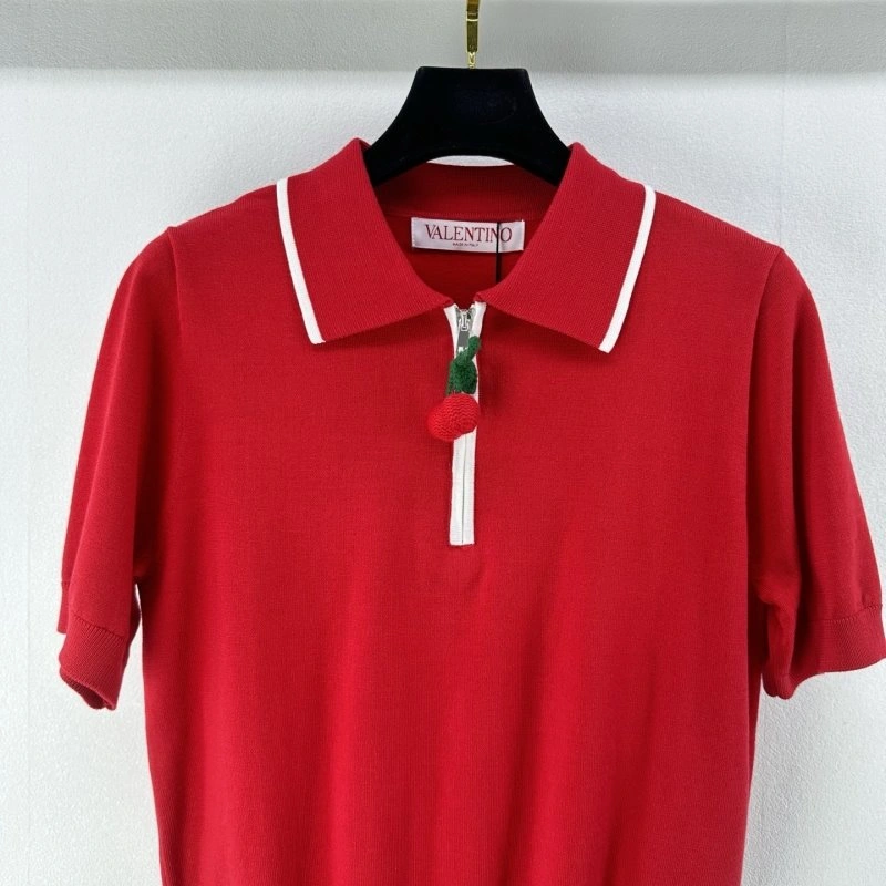 Bargain Valentino T-Shirts