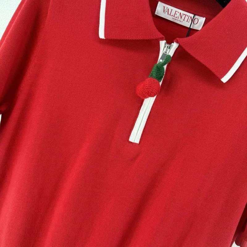 Bargain Valentino T-Shirts