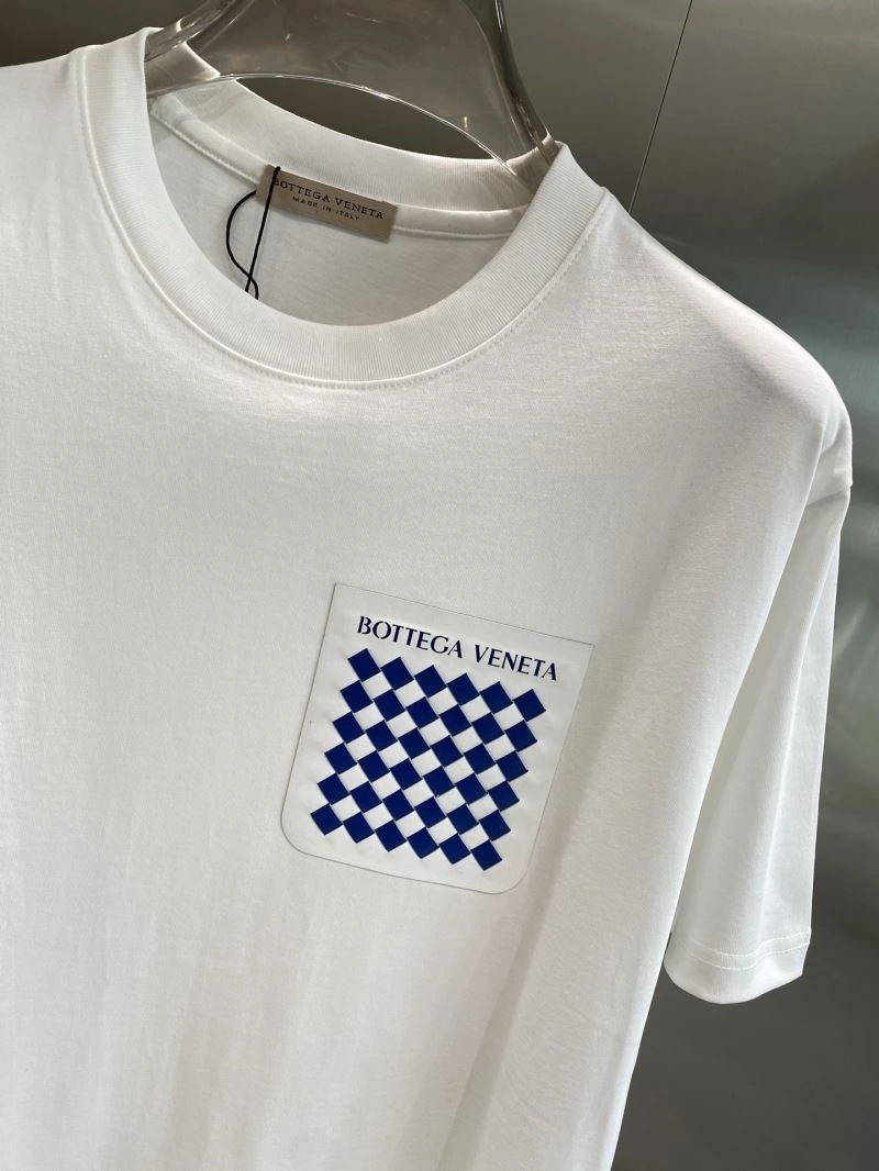 Indistinguishable Valentino T-Shirts