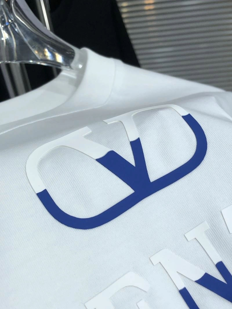 High accuracy Valentino T-Shirts