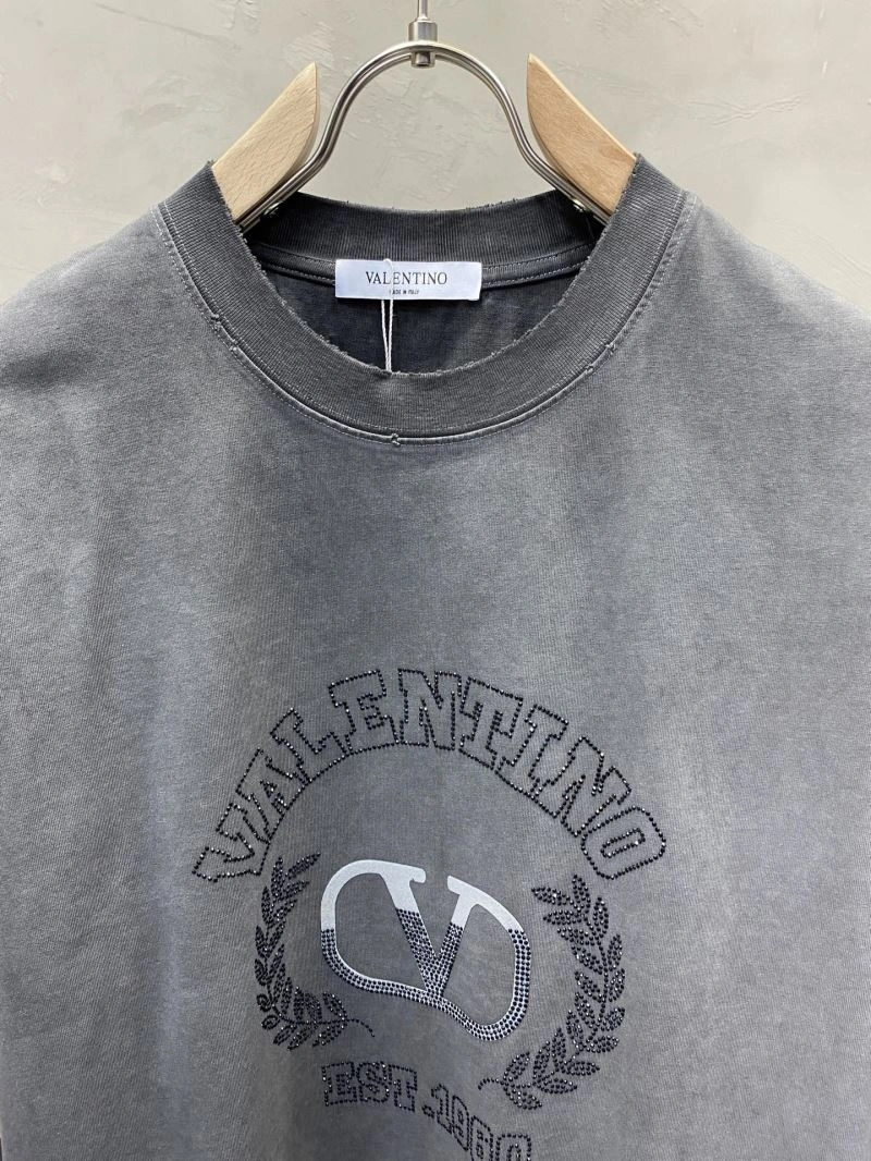 Bargain Valentino T-Shirts
