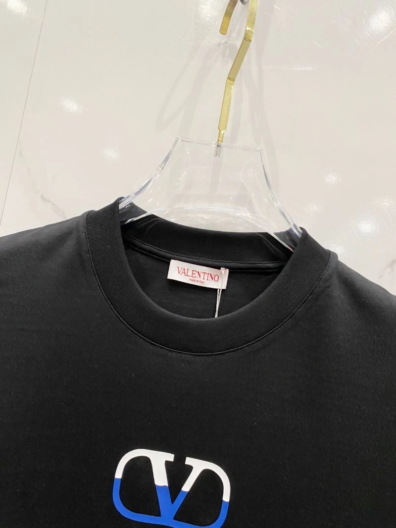Bargain Valentino T-Shirts