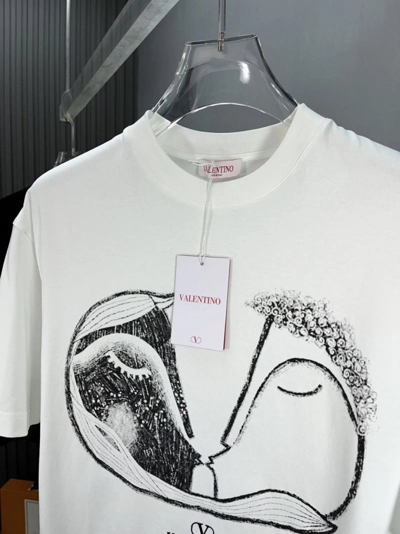 Mirror quality Valentino T-Shirts