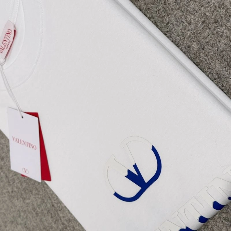 Affordable Valentino T-Shirts