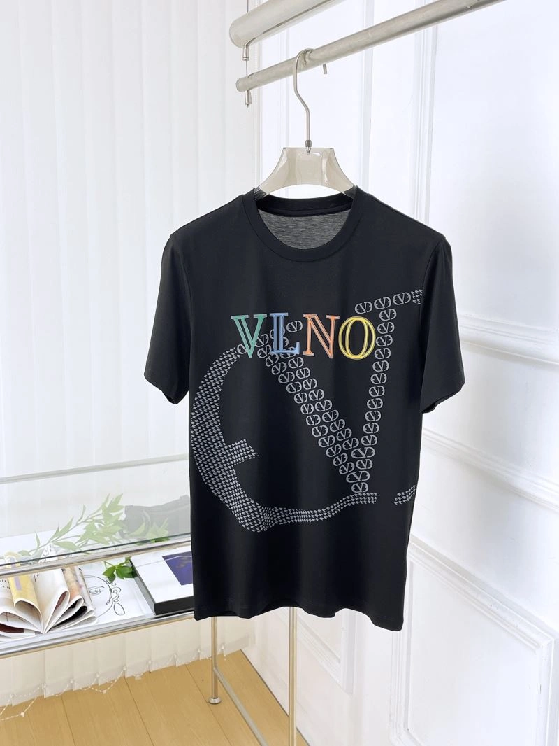 Bargain Valentino T-Shirts