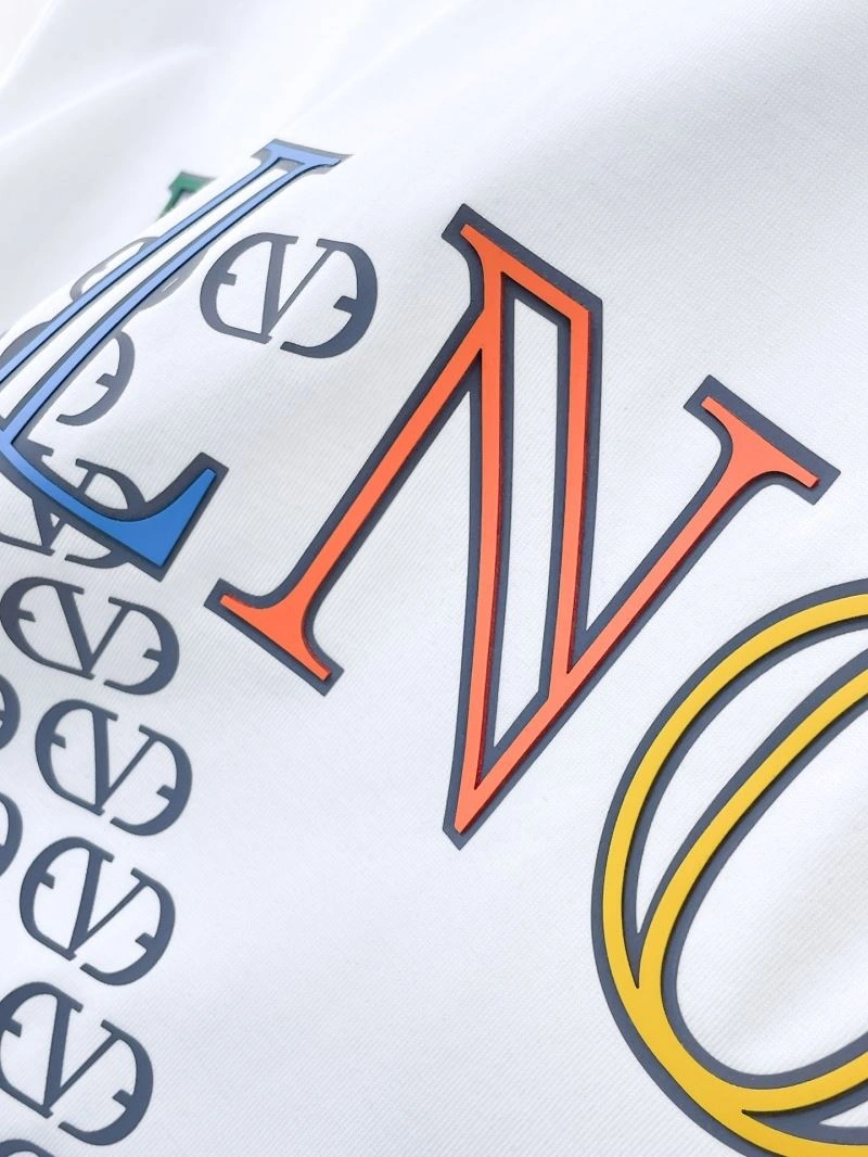 Bargain Valentino T-Shirts