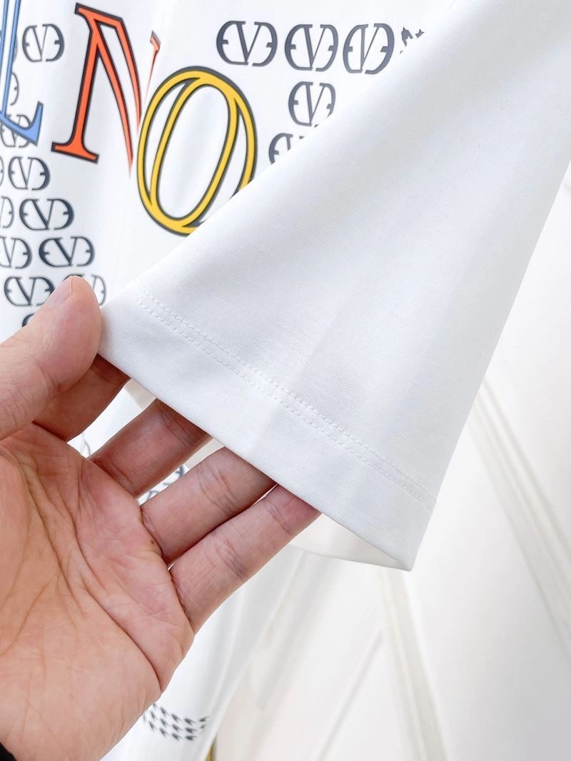 Bargain Valentino T-Shirts