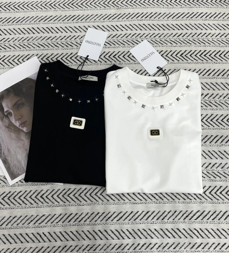 Indistinguishable Valentino T-Shirts