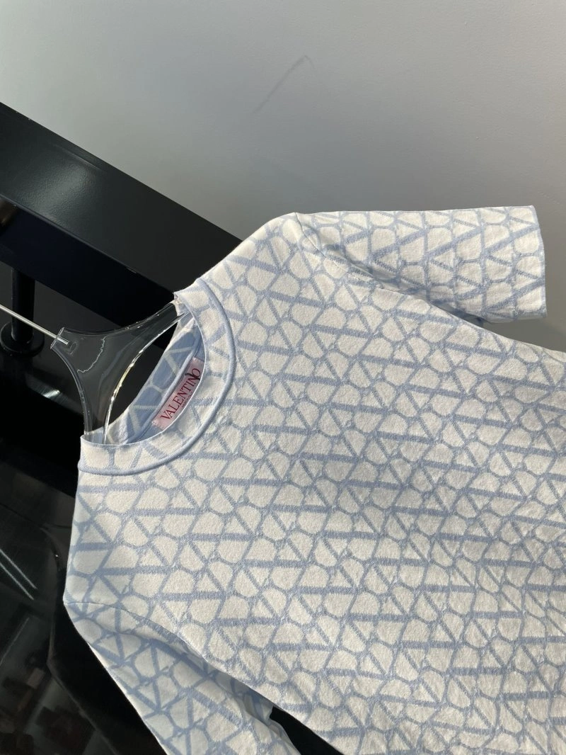 High accuracy Valentino T-Shirts
