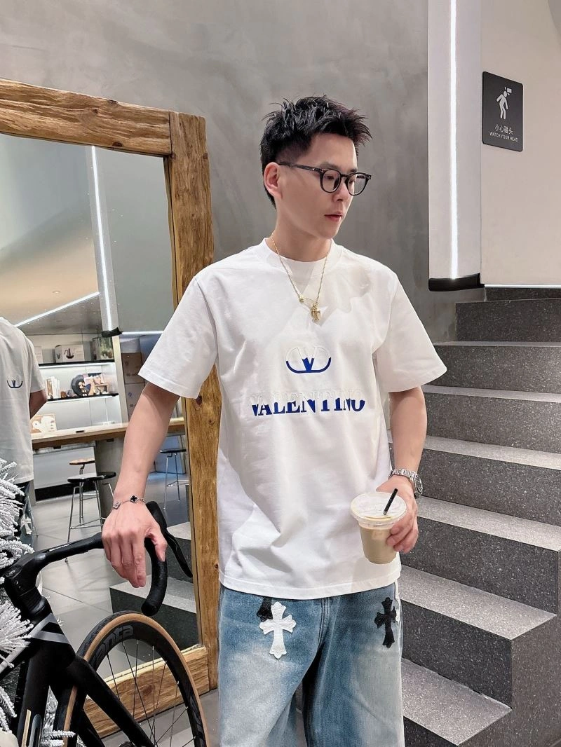 Low-cost Valentino T-Shirts