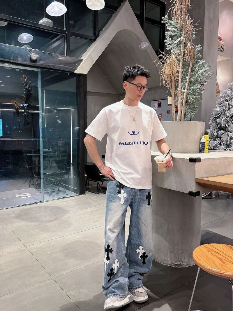 Low-cost Valentino T-Shirts