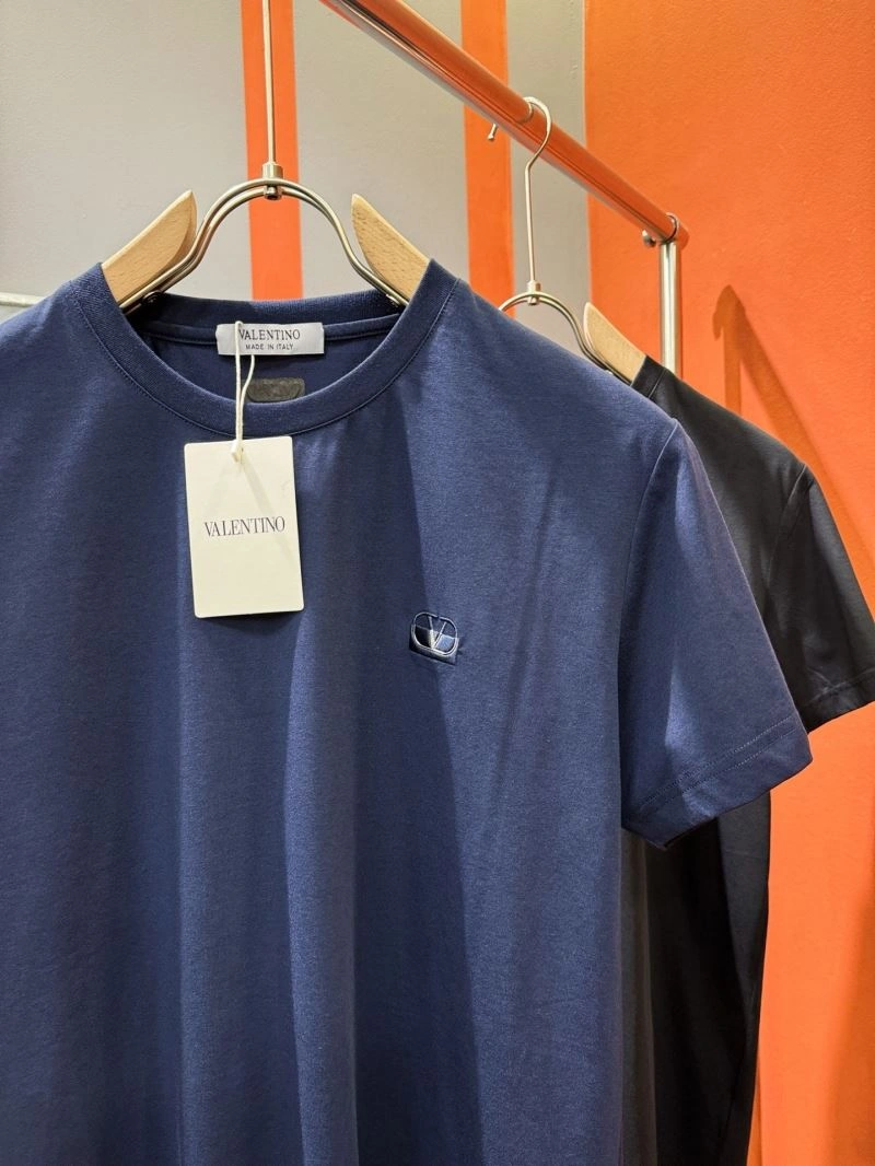 High accuracy Valentino T-Shirts