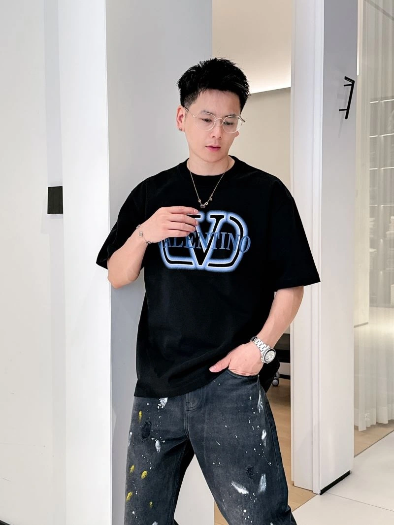 Exact replica Valentino T-Shirts
