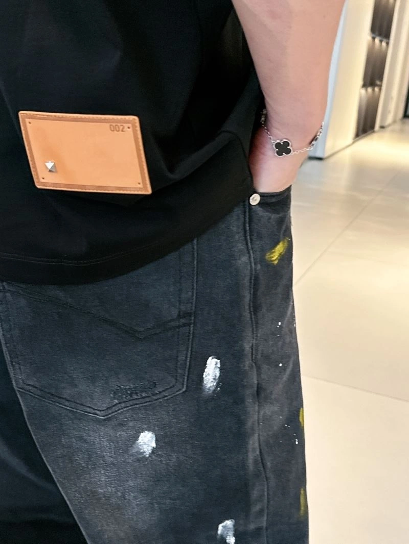 Exact replica Valentino T-Shirts