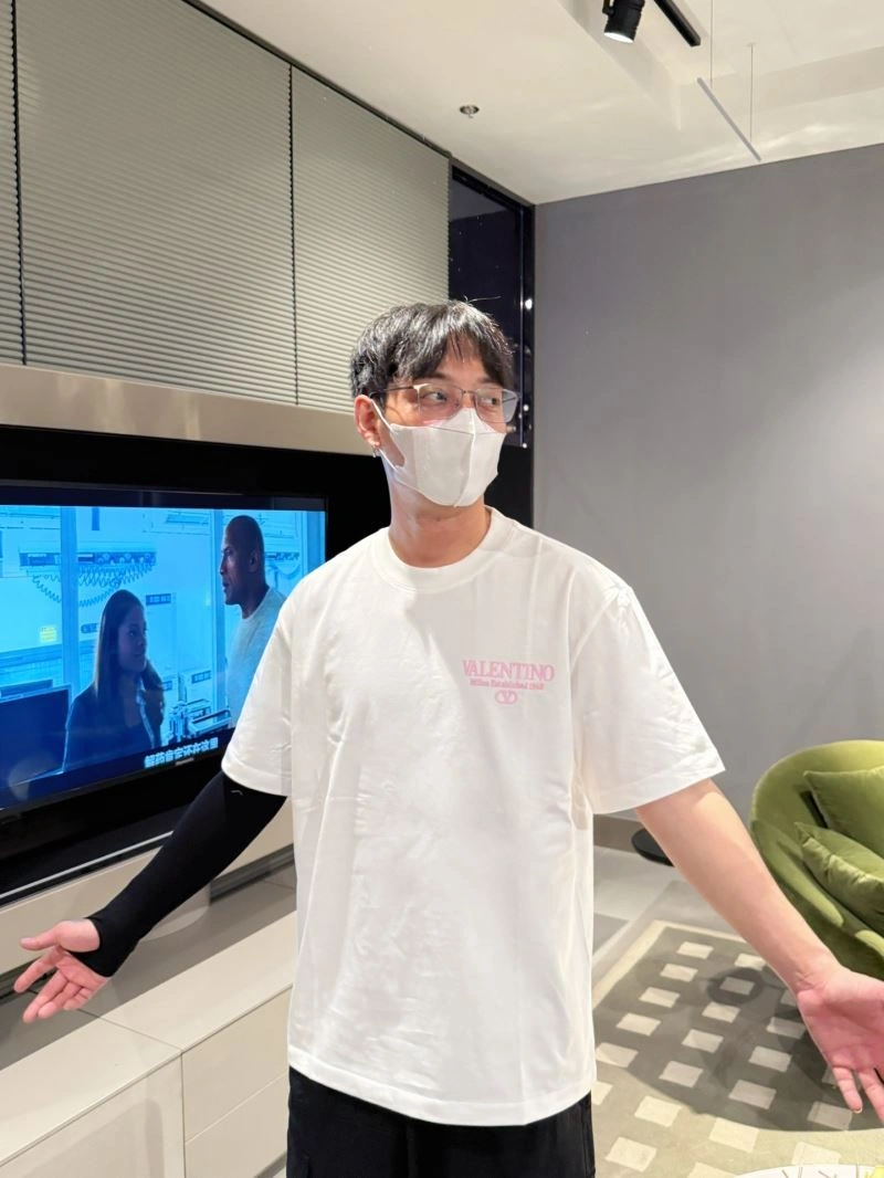 Legit Valentino T-Shirts