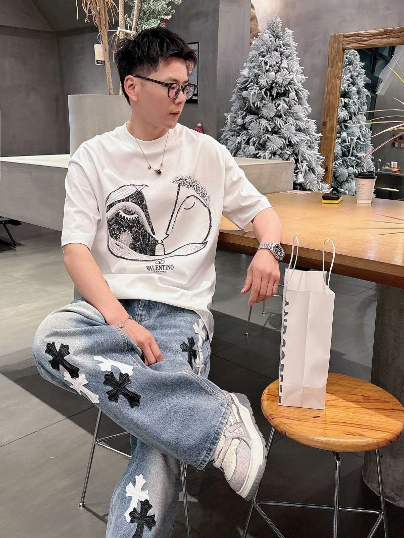 Top match Valentino T-Shirts