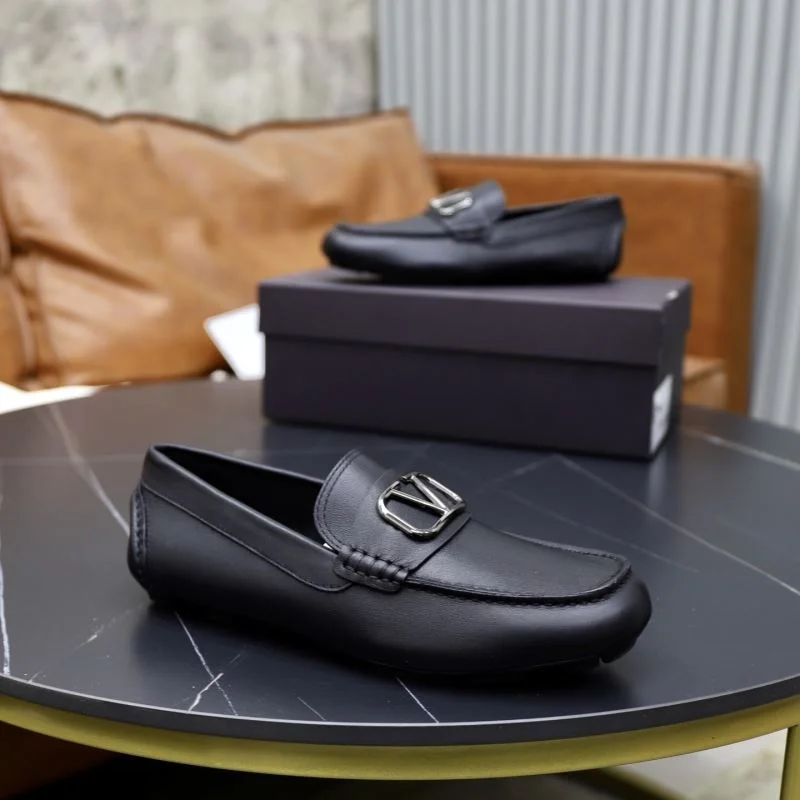 Inexpensive Valentino Tods Shoes