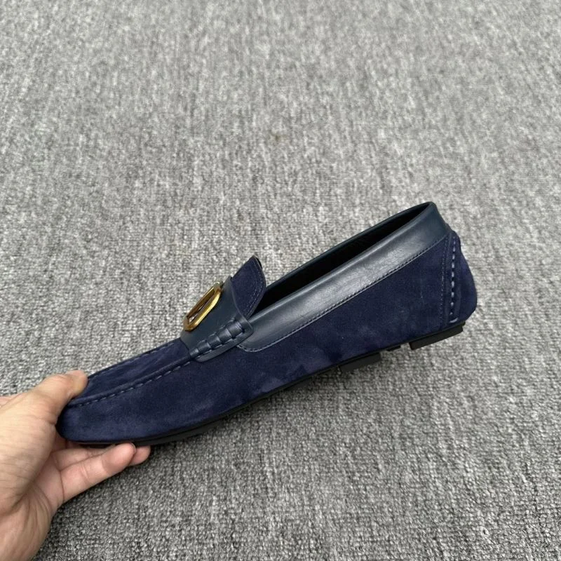 Value-priced Valentino Tods Shoes