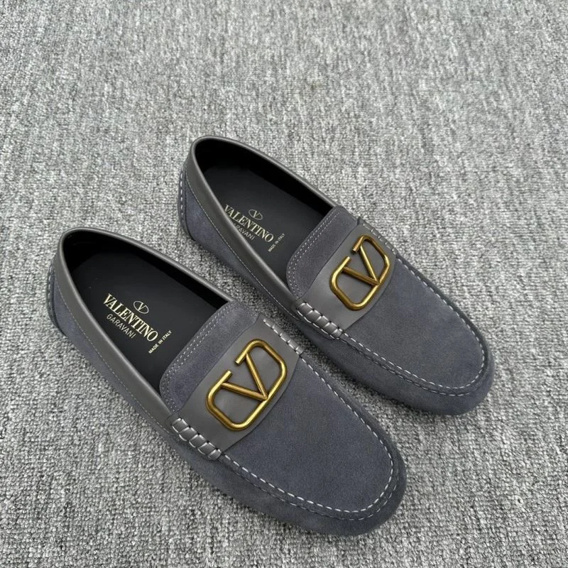 Value-priced Valentino Tods Shoes