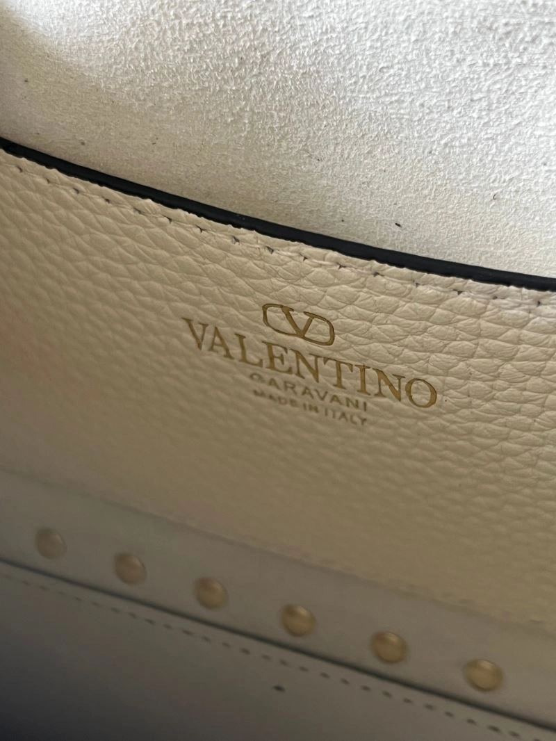 Top mirror Valentino Top Handle Bags