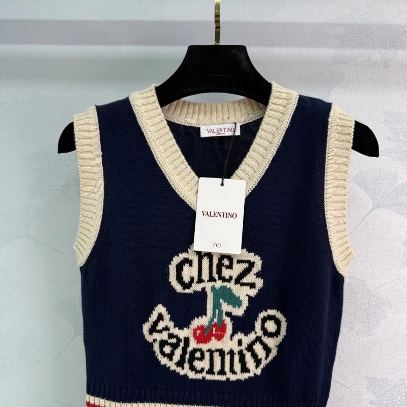 Indistinguishable Valentino Vest