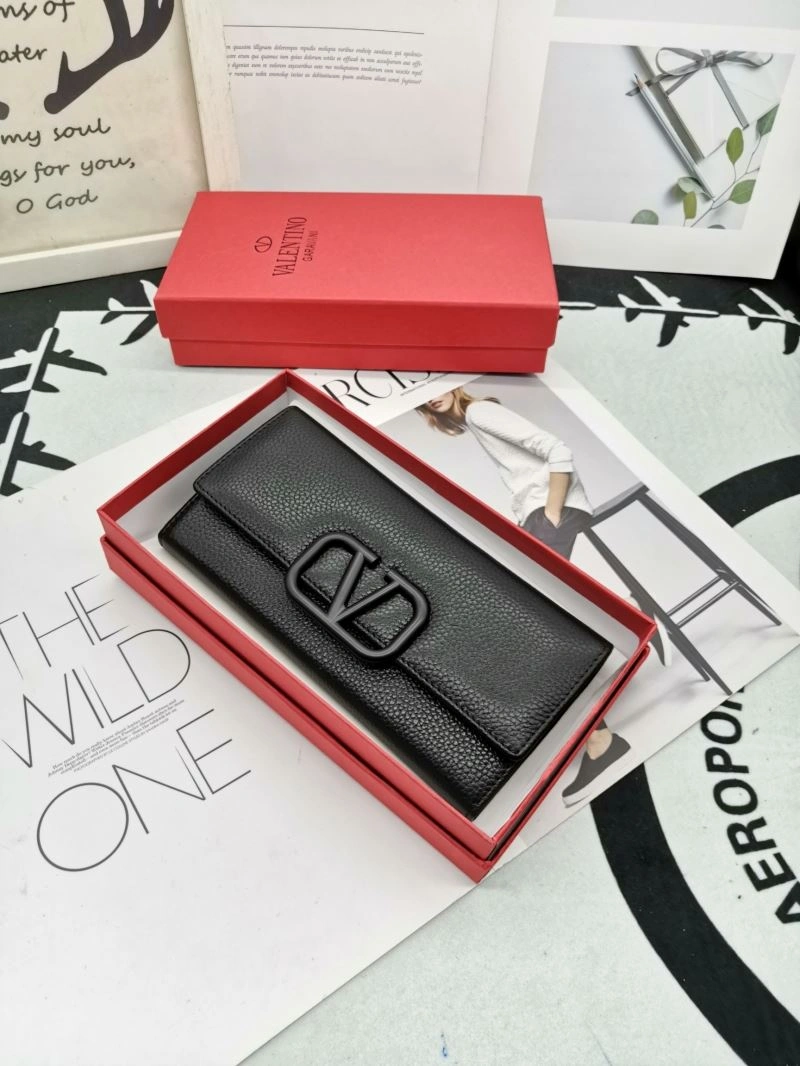 Affordable Valentino Wallets Purse