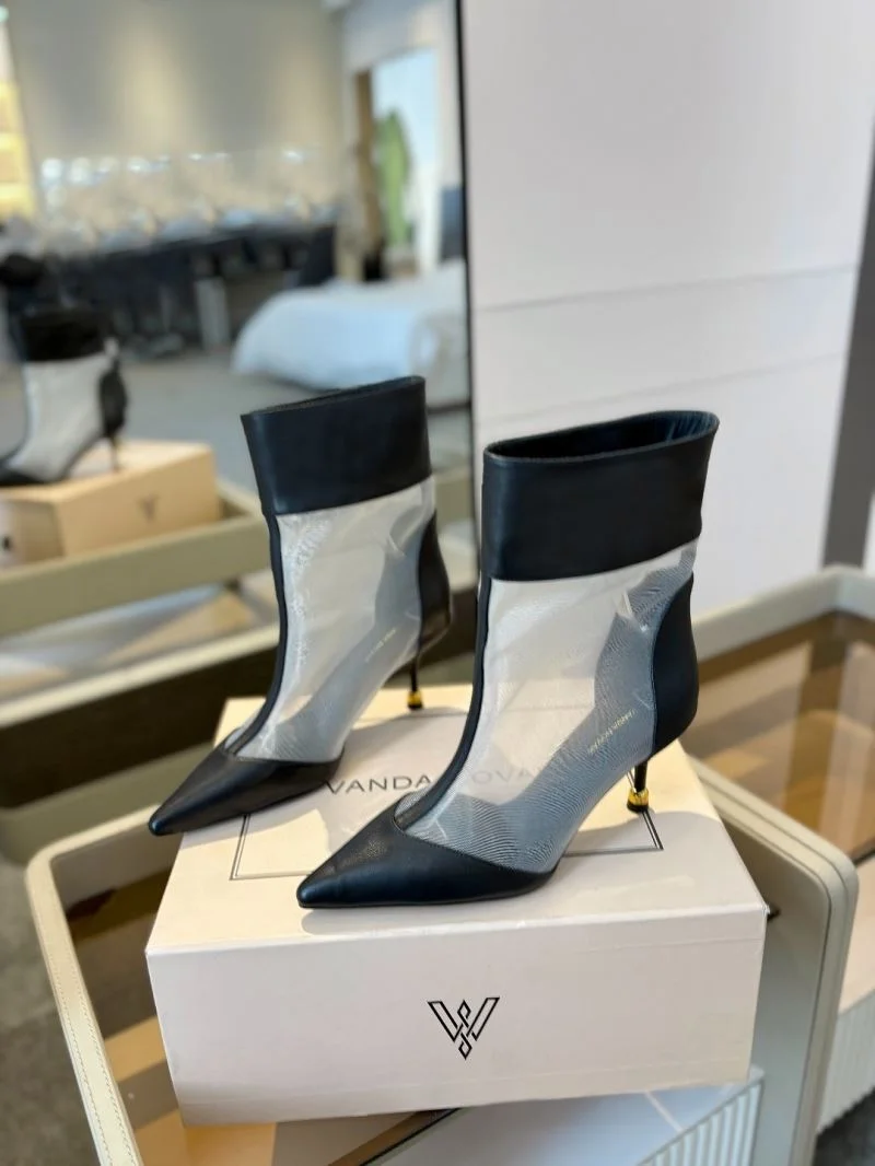 Discounted Vanda Novak Boots