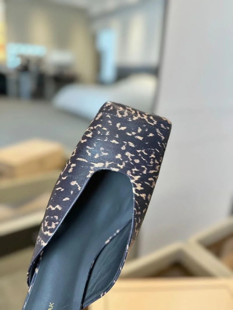 Authentic Vanda Novak Sandals