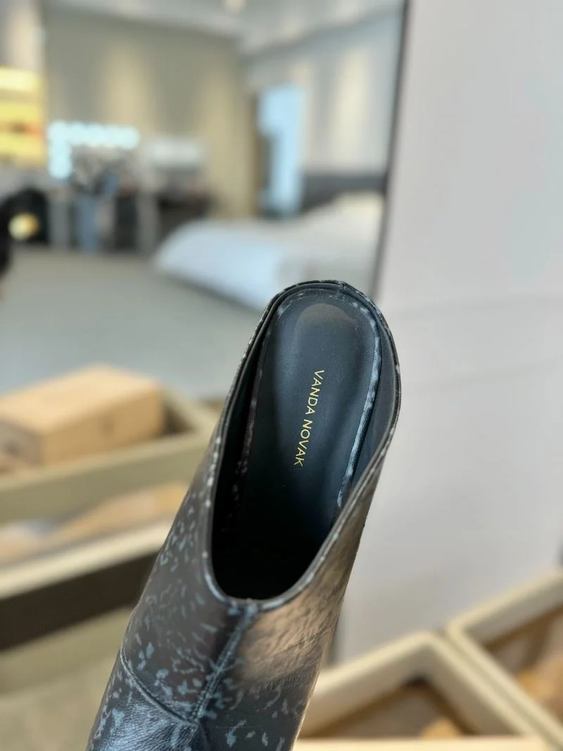 Authentic Vanda Novak Sandals