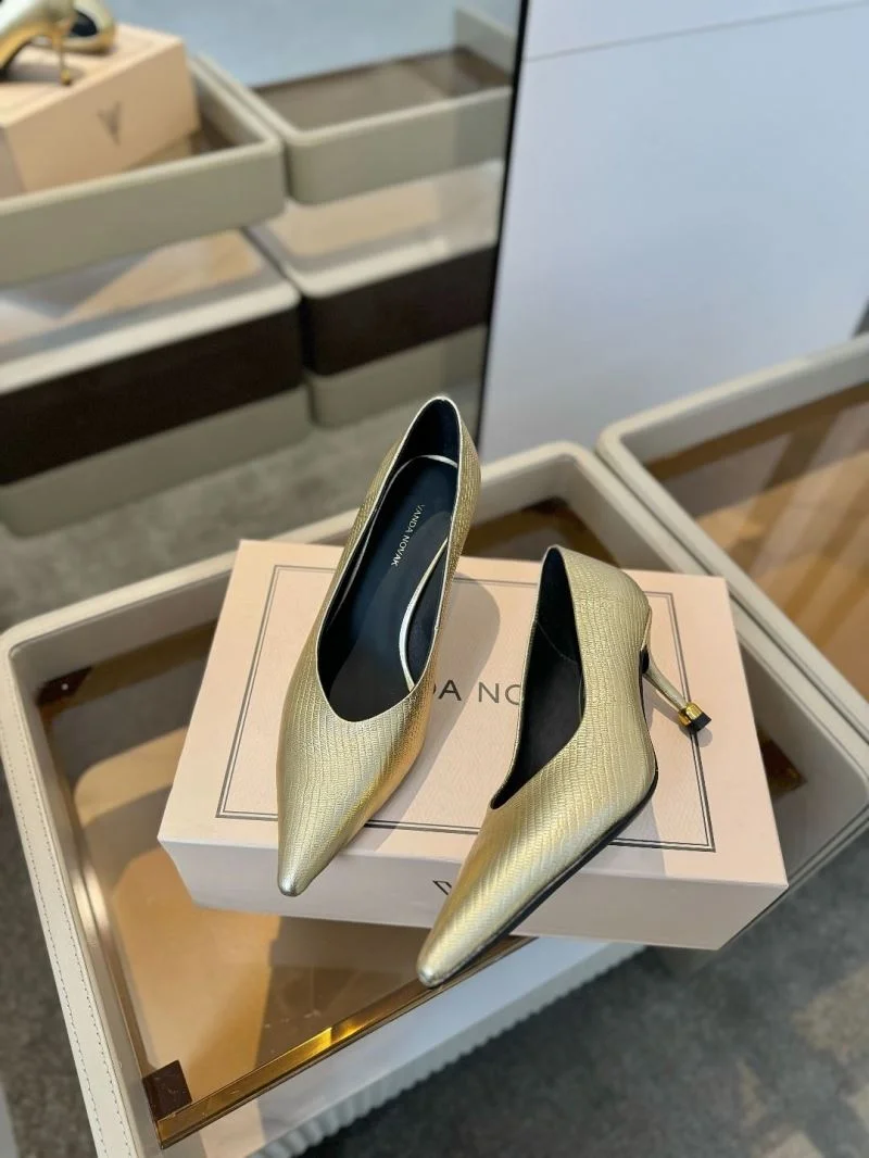 Top match Vanda Novak Shoes