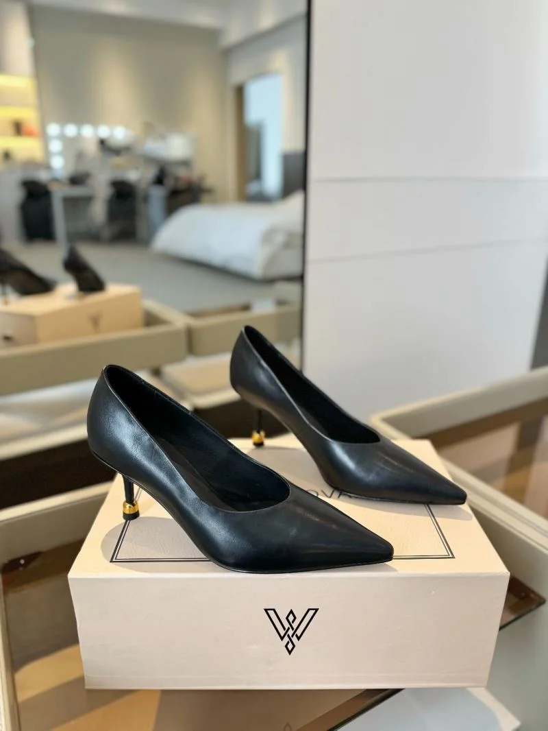Top mirror Vanda Novak Shoes
