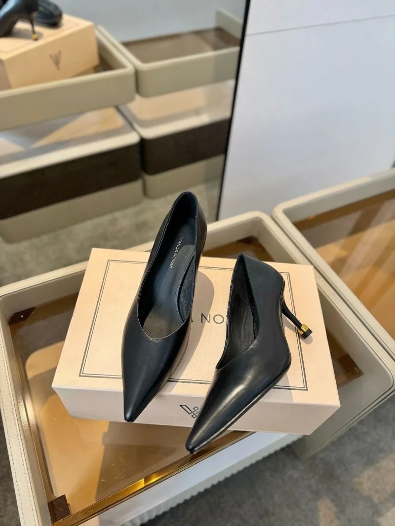 Top mirror Vanda Novak Shoes