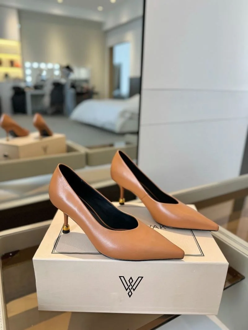 Mirror quality Vanda Novak Shoes