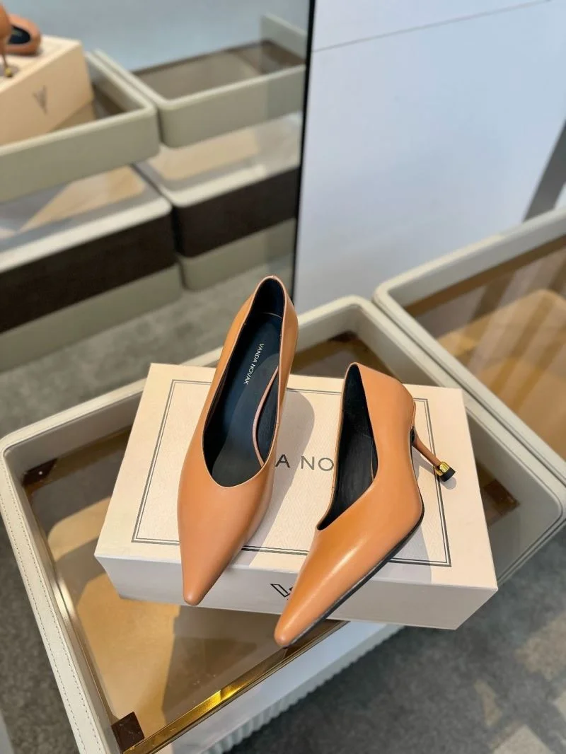 Mirror quality Vanda Novak Shoes