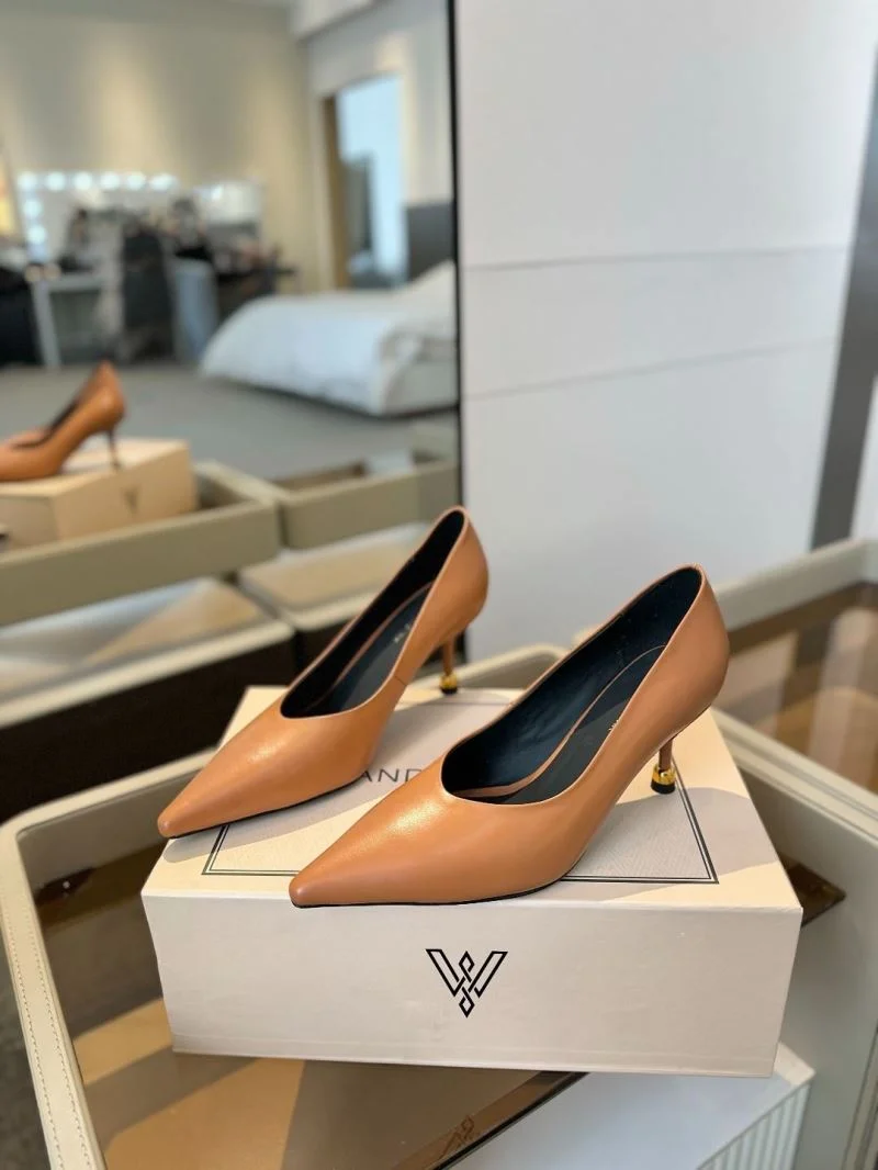 Mirror quality Vanda Novak Shoes
