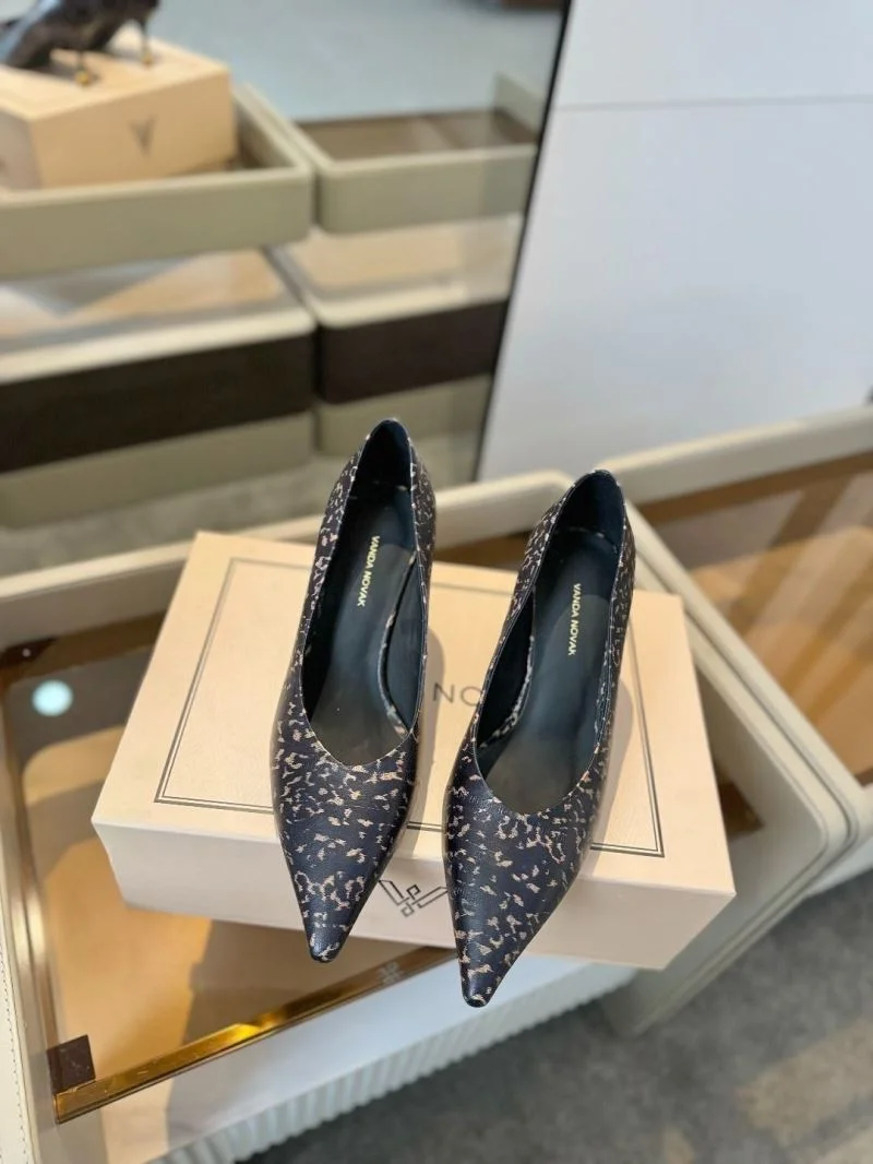 OEM Vanda Novak Shoes