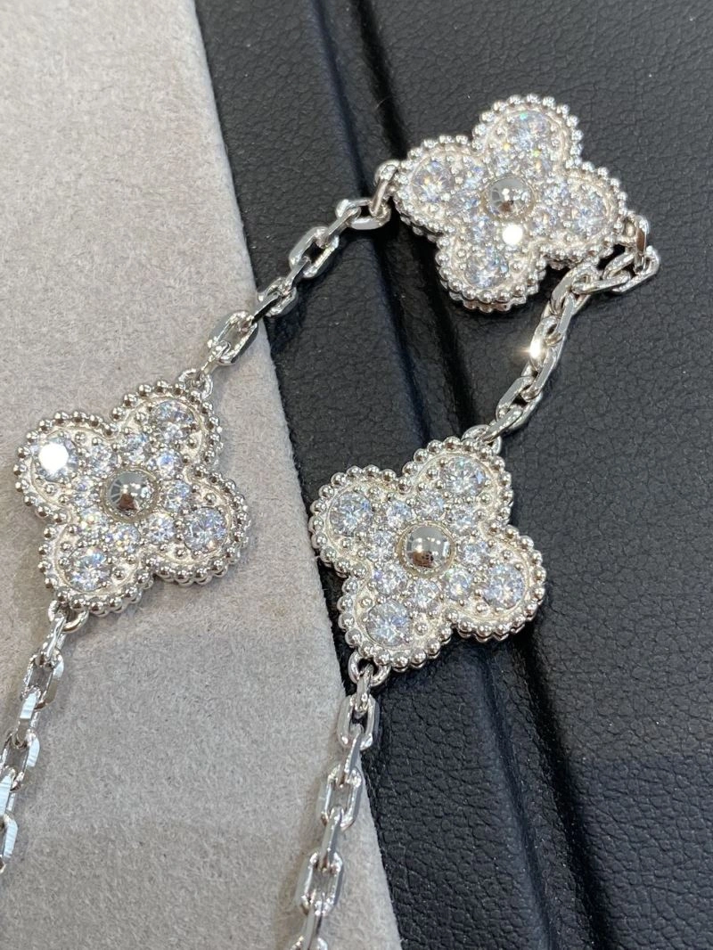 Inexpensive Vca Bracelets