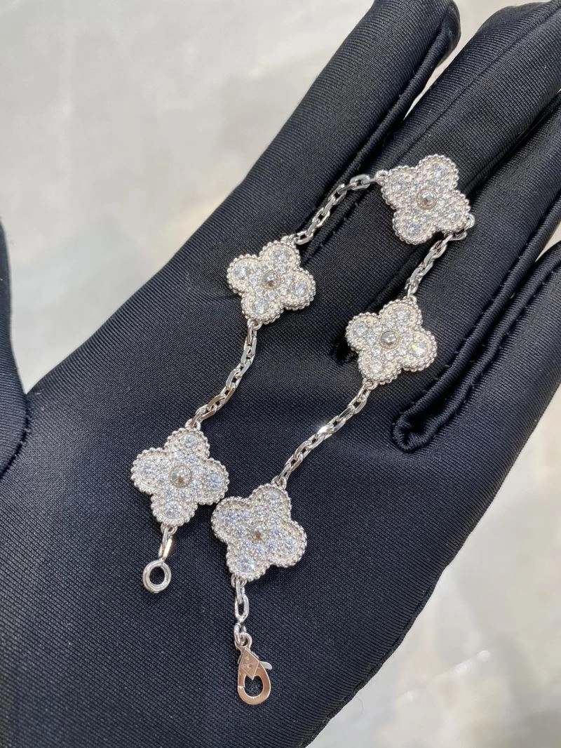 Inexpensive Vca Bracelets