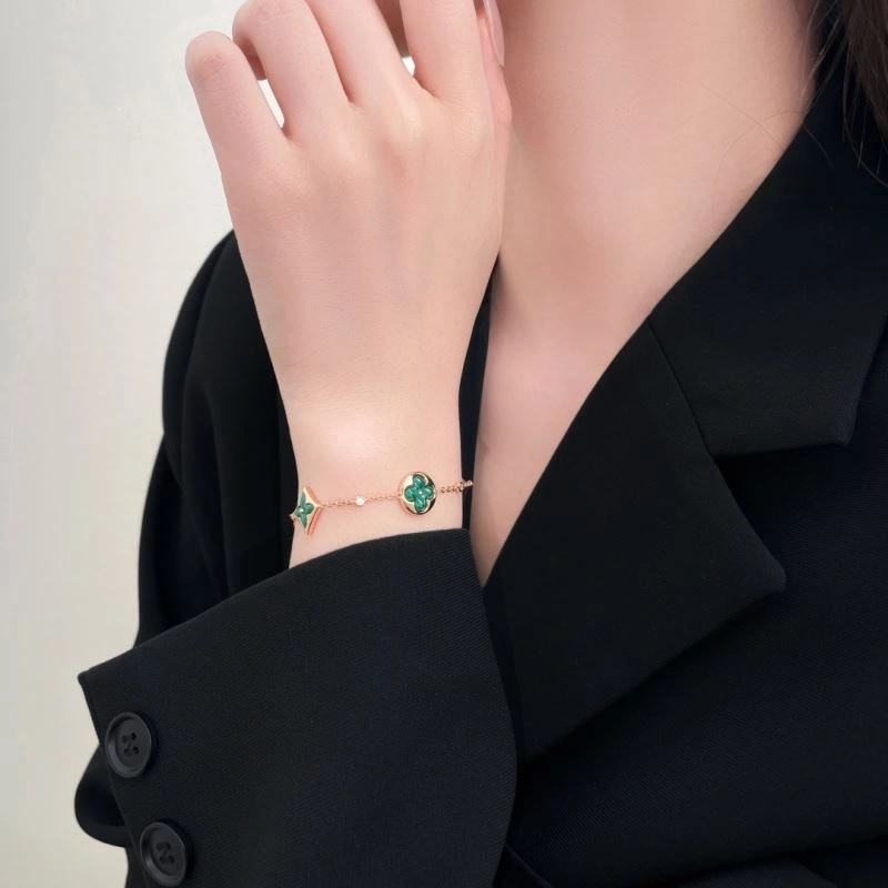 Affordable Vca Bracelets