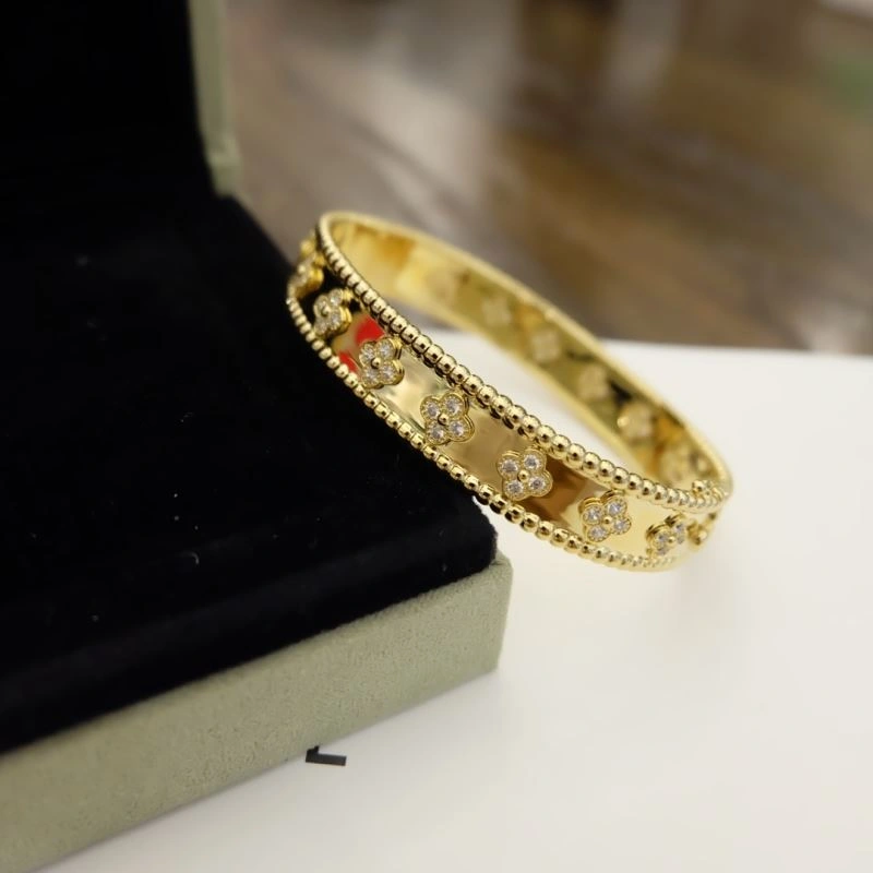 Genuine Vca Bracelets