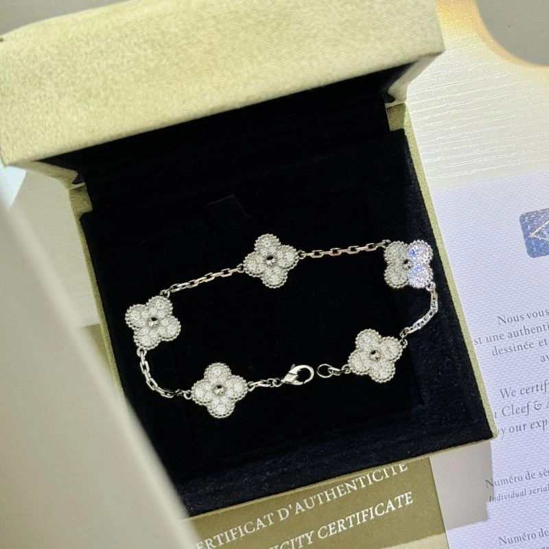 Top mirror Vca Bracelets