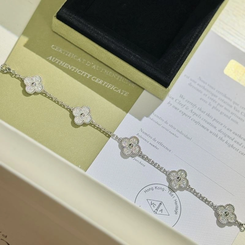 Top mirror Vca Bracelets