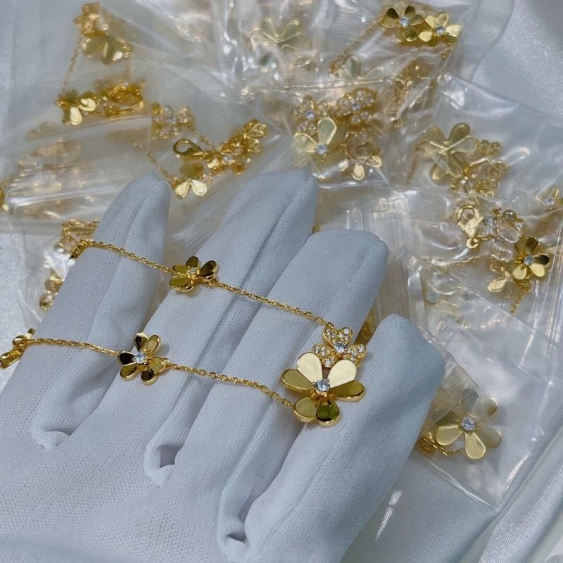 Original Vca Bracelets