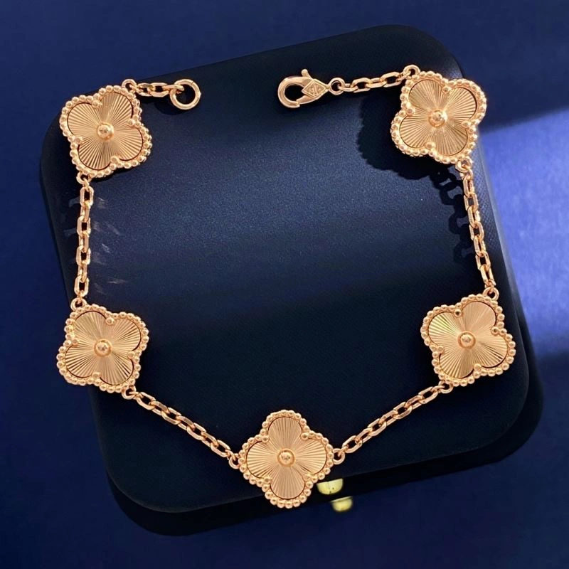 Mirror quality Vca Bracelets