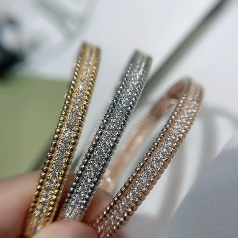 Precise copy Vca Bracelets