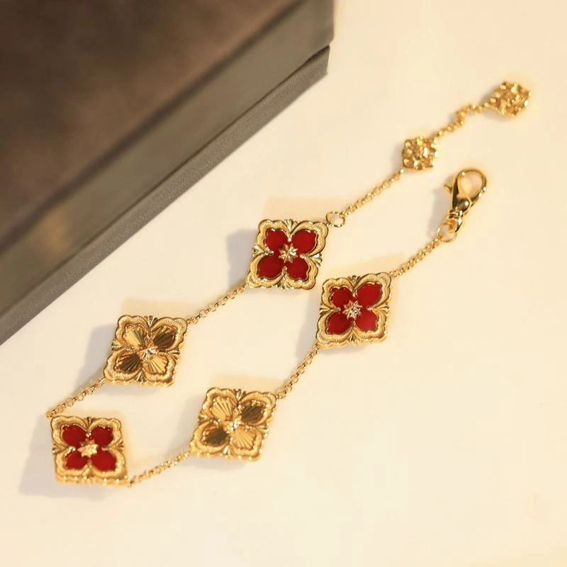 Cut-rate Vca Bracelets