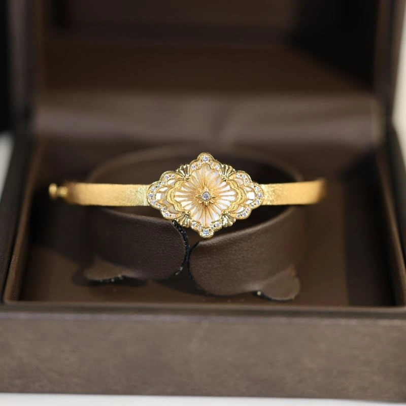 Discounted Vca Bracelets